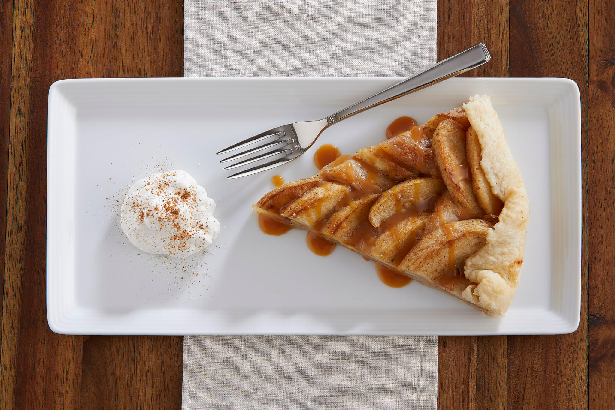 Plugrà - Free Form Apple and Pear Tart