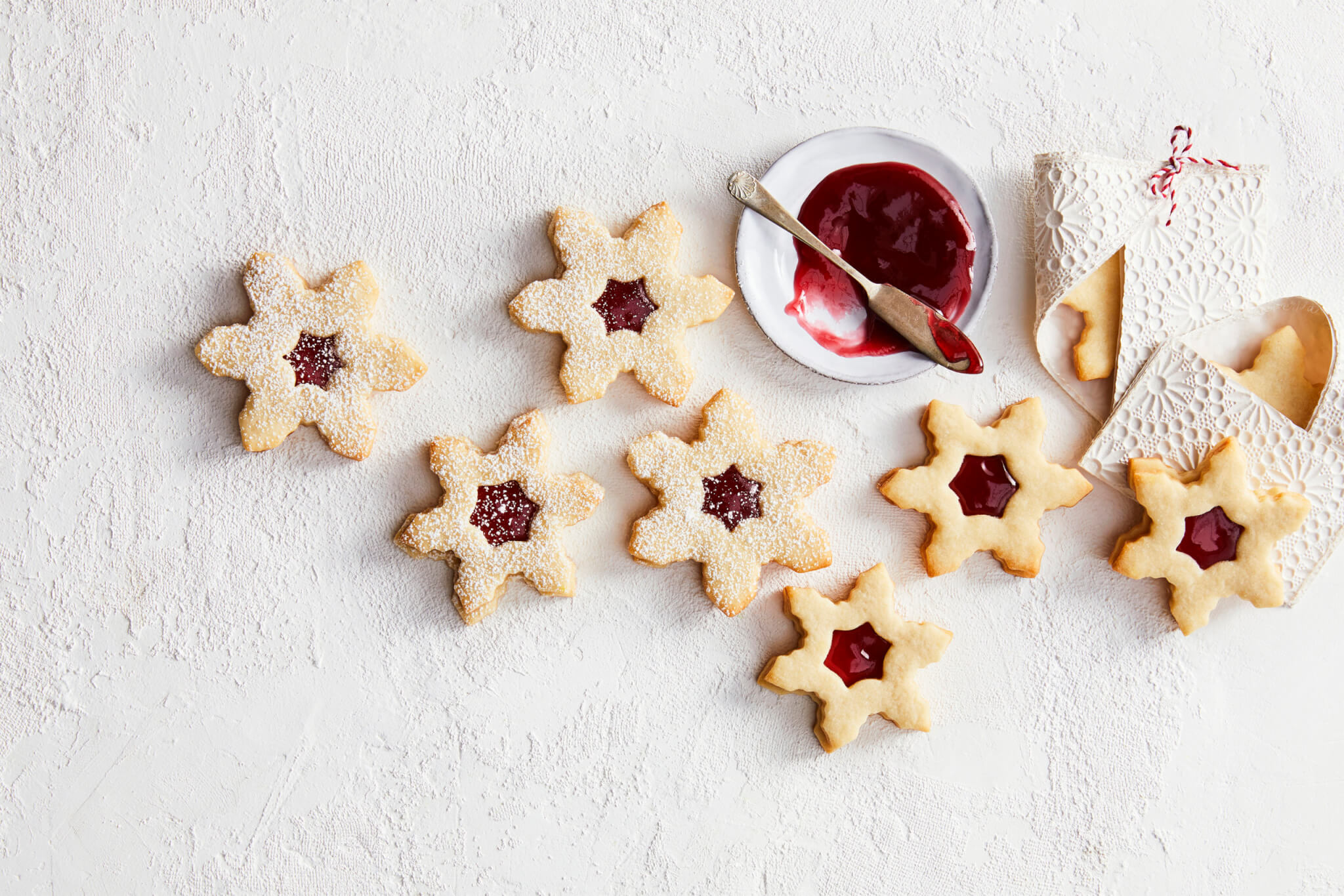 Plugrà - Raspberry Almond Stars